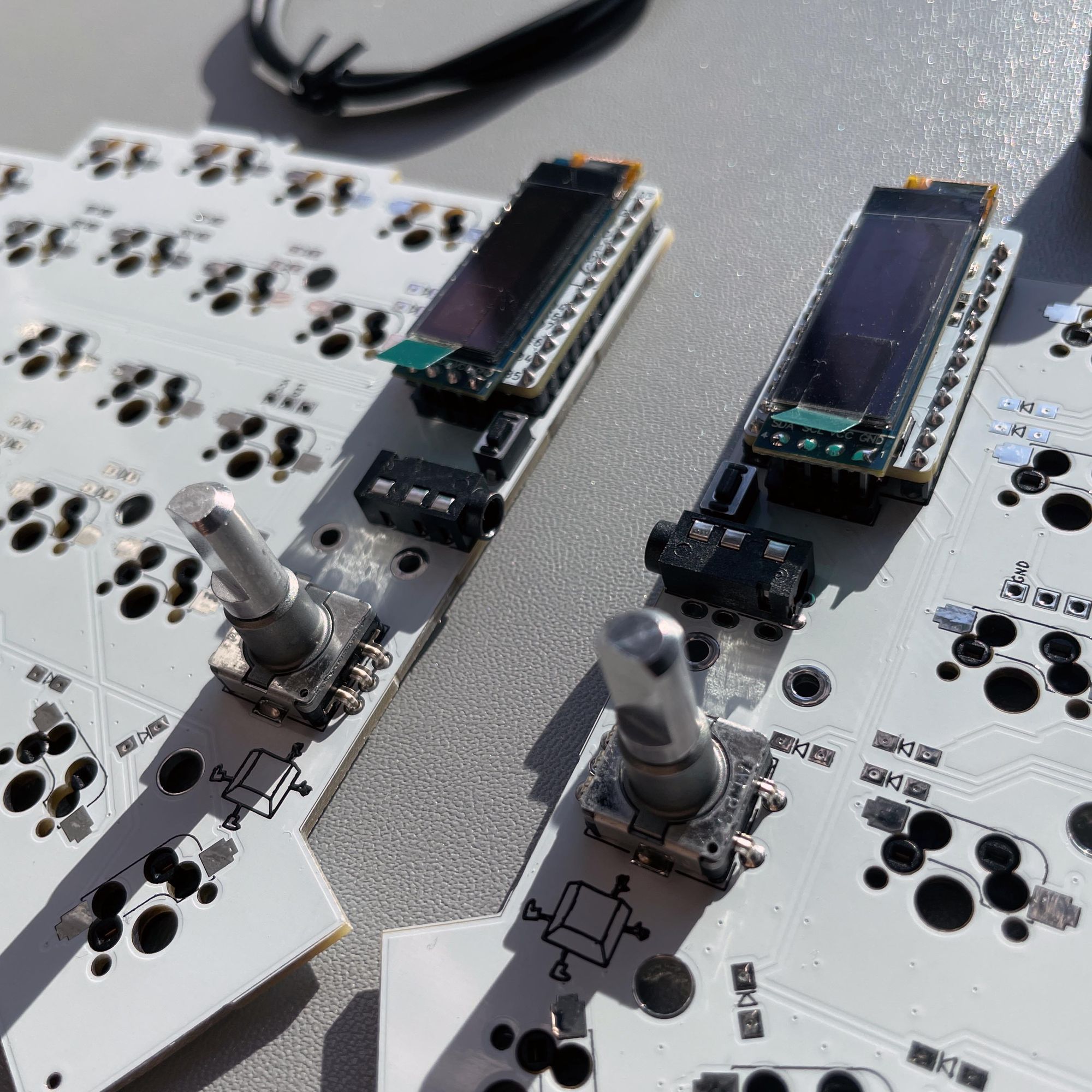 Sofle v2.0 - beekeeb - Custom Keyboard Builds Showcase