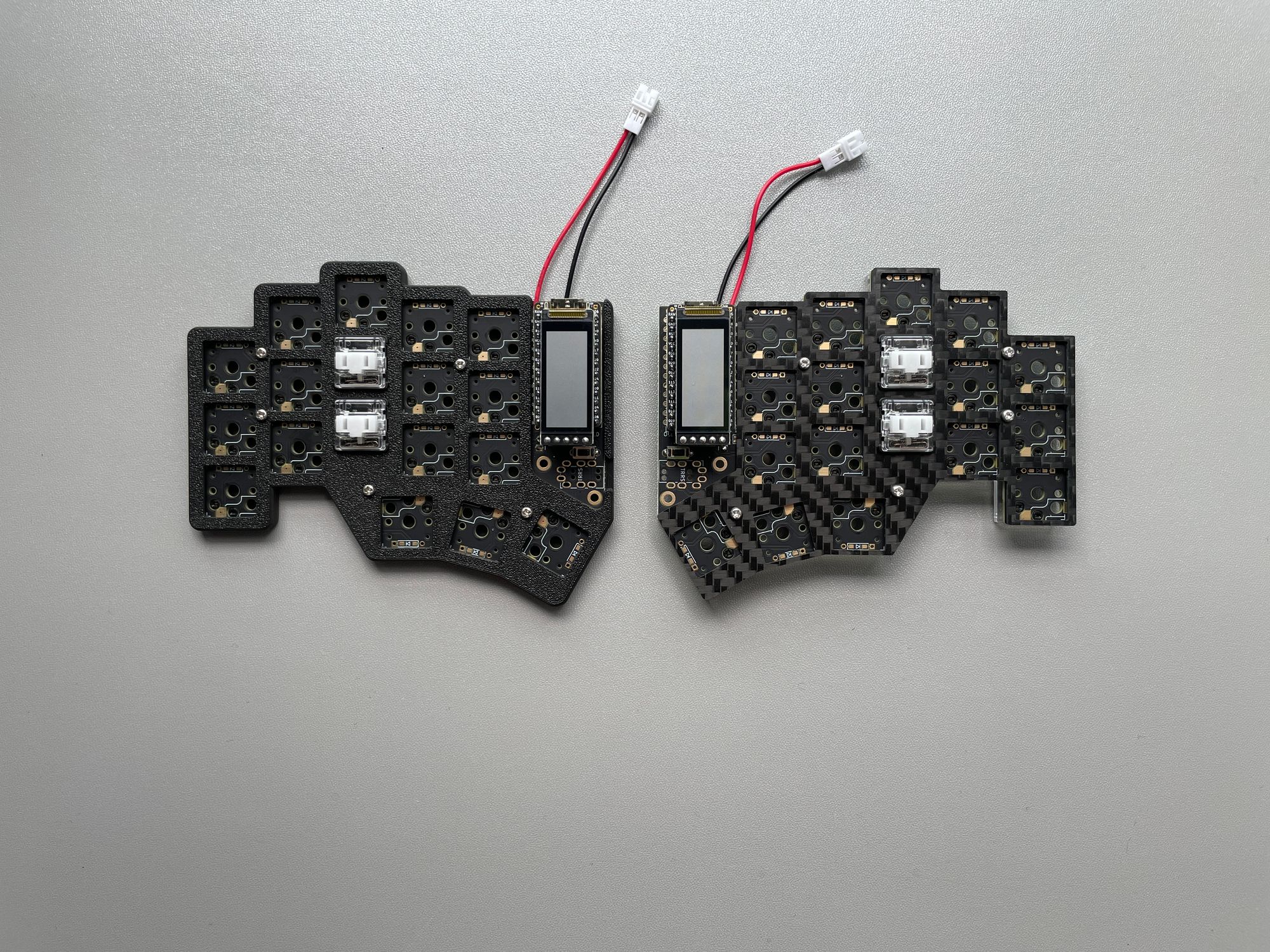 3D printed case VS Carbon Fiber & Acrylic case on Chocofi keyboard