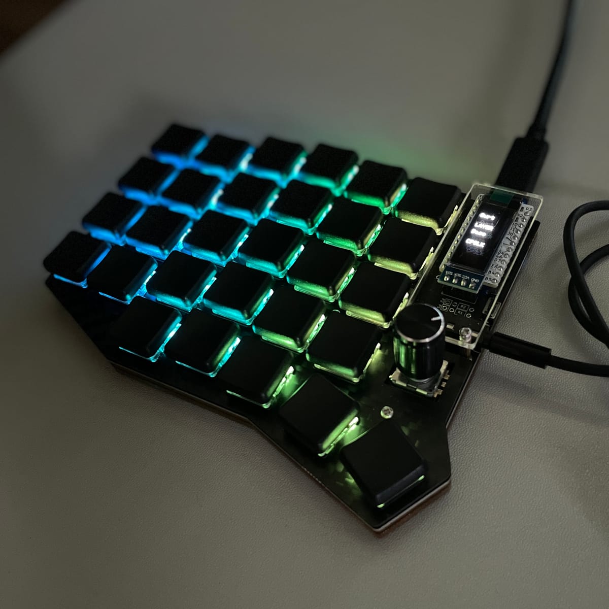 Sofle RGB Choc - beekeeb - Custom Keyboard Builds Showcase