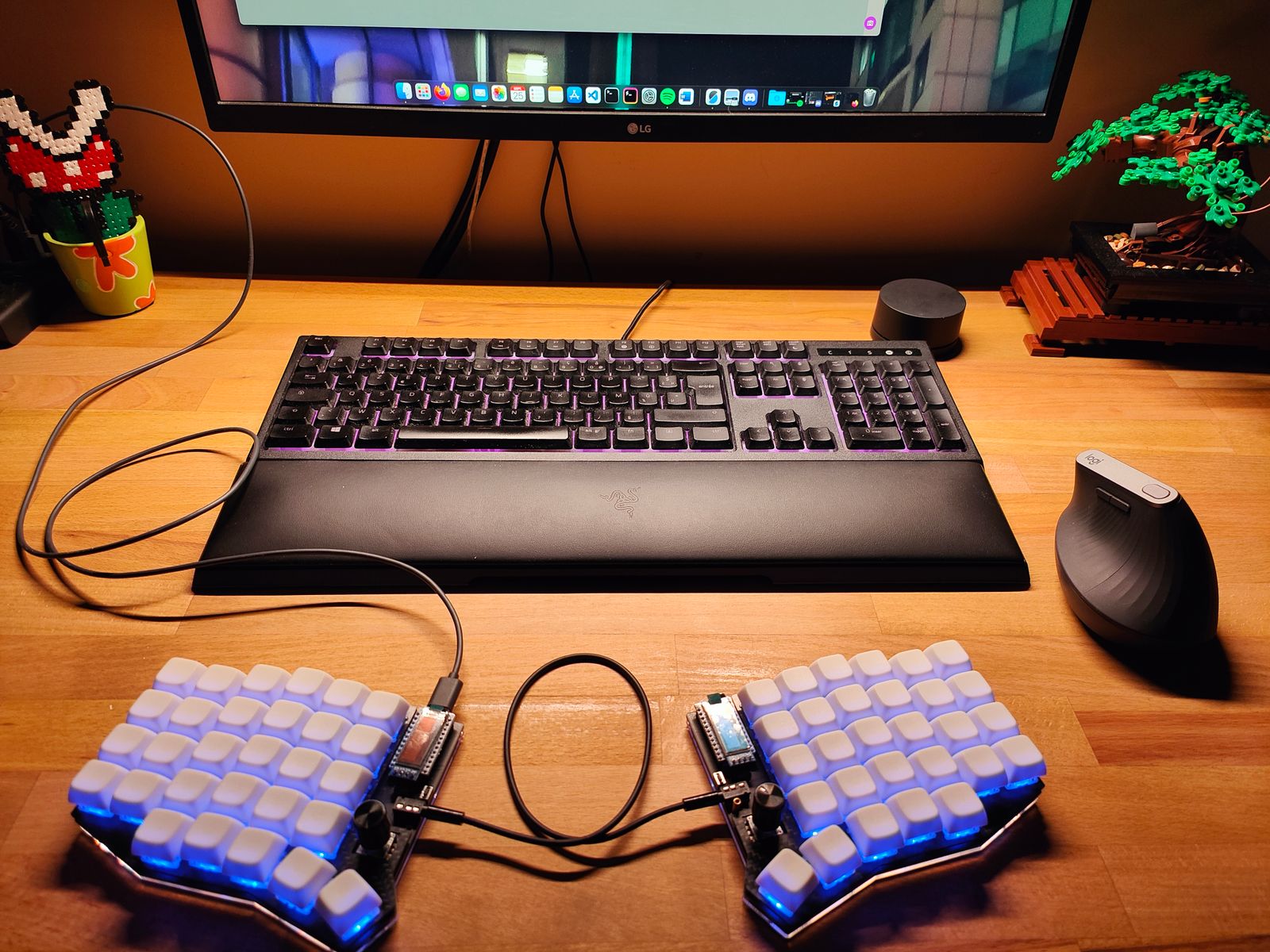 Sofle RGB MX with XDA Translucent Keycaps